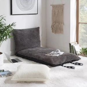 UGG | Other | Ugg Corey Crash Pad | Poshmark